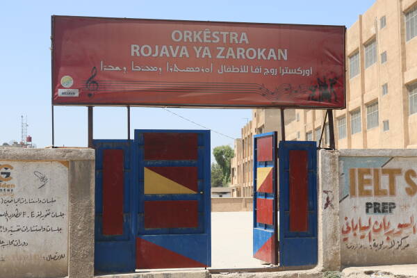 JINHAGENCY | Rojava Children's Orchestra Institute gives music ...