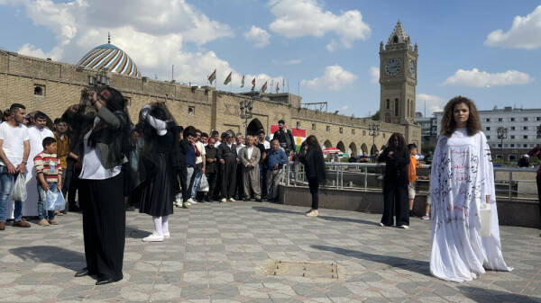 JINHAGENCY | Theatre performance in Erbil to raise awareness about ...